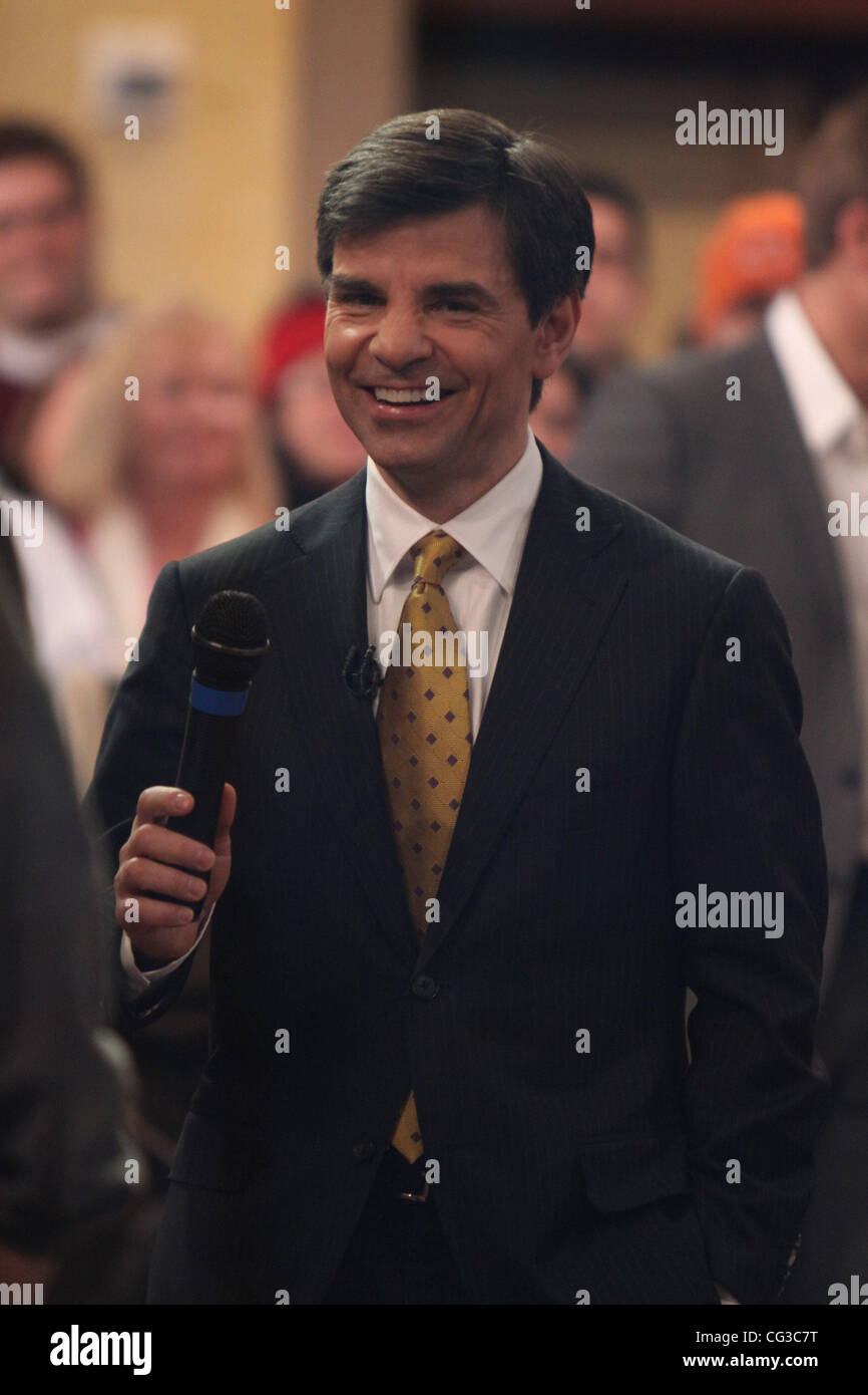 George stepanopoulos Banque de photographies et d’images à haute ...