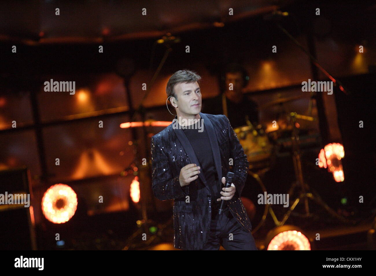 Singer tony carreira performs live Banque de photographies et d’images ...