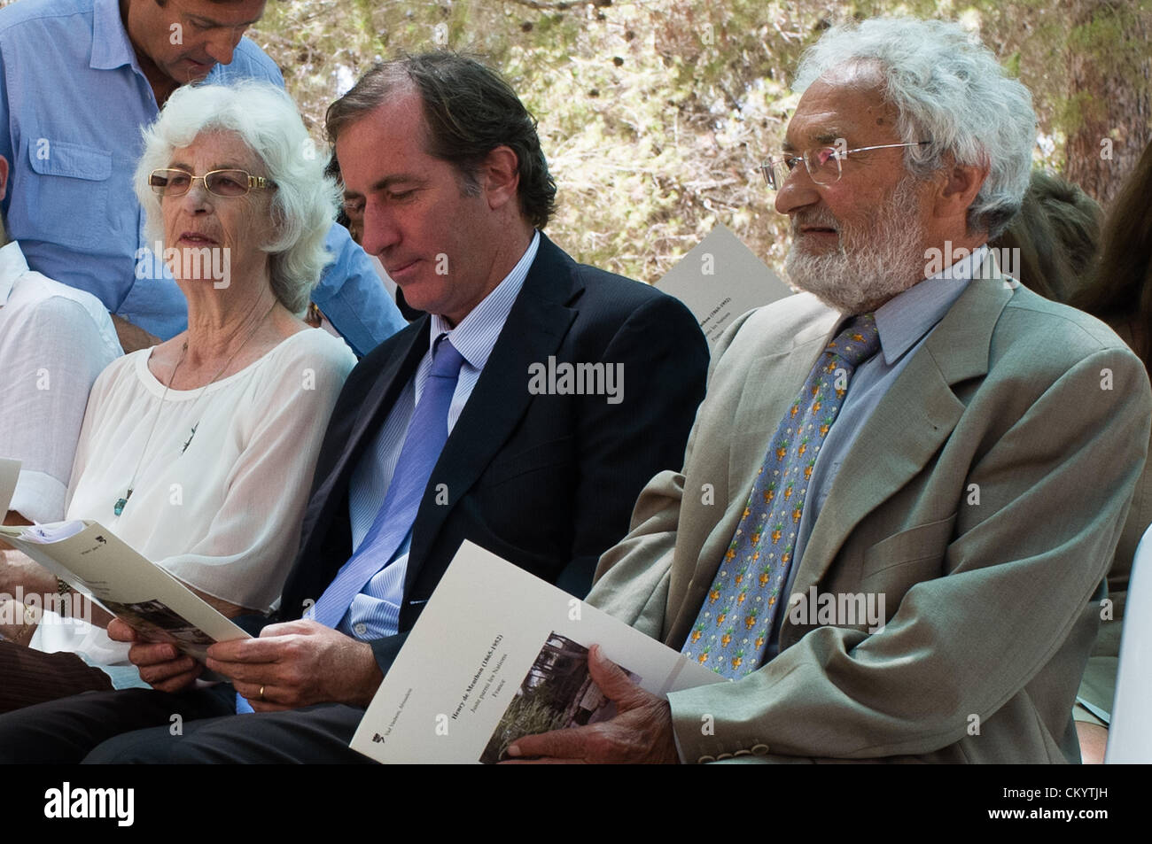 Olivier de menthon r Banque de photographies et d’images à haute ...