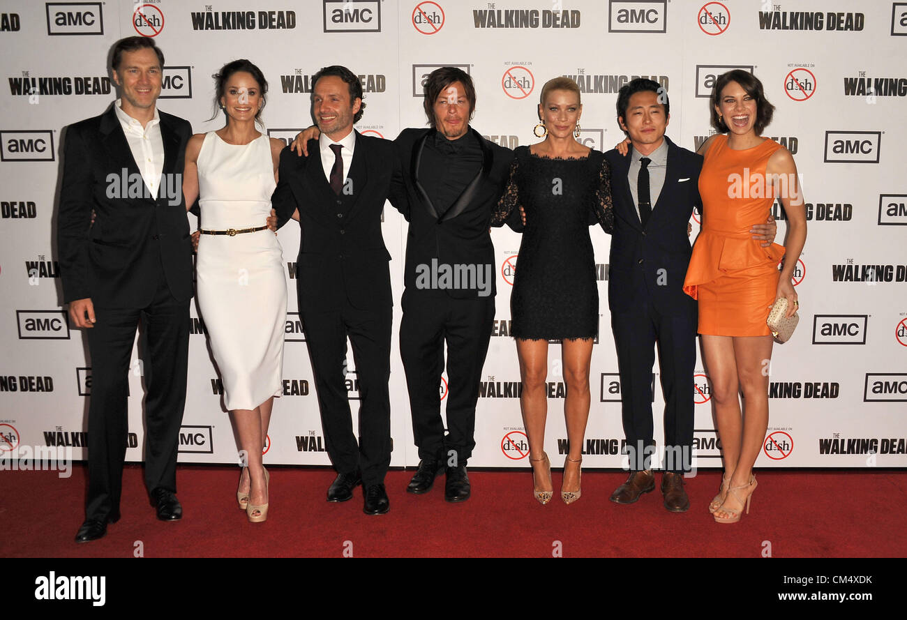 Steven yeun lauren cohan premiere Banque de photographies et d’images à ...