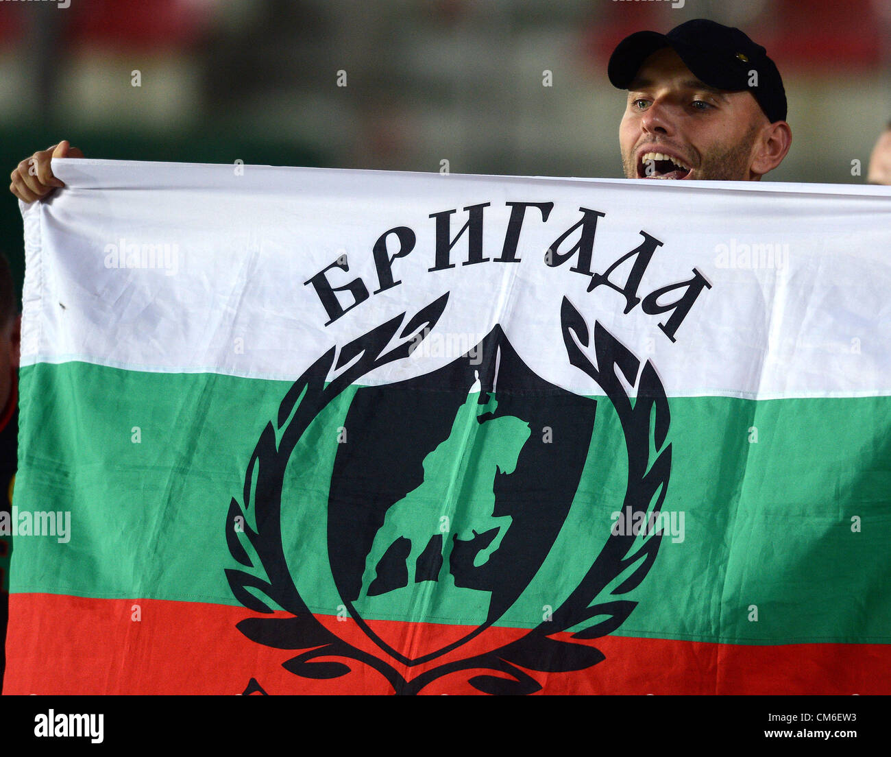 Fan de football bulgare Banque de photographies et d’images à haute ...