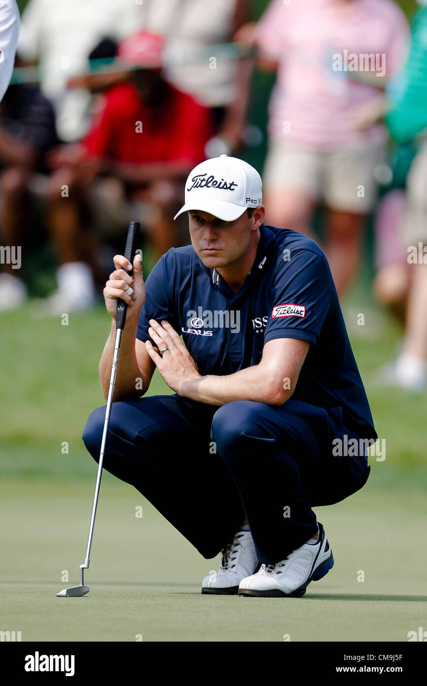 29 juin 2012 - Bethesda, MD, États-Unis - NICK WATNEY yeux un putt sur ...
