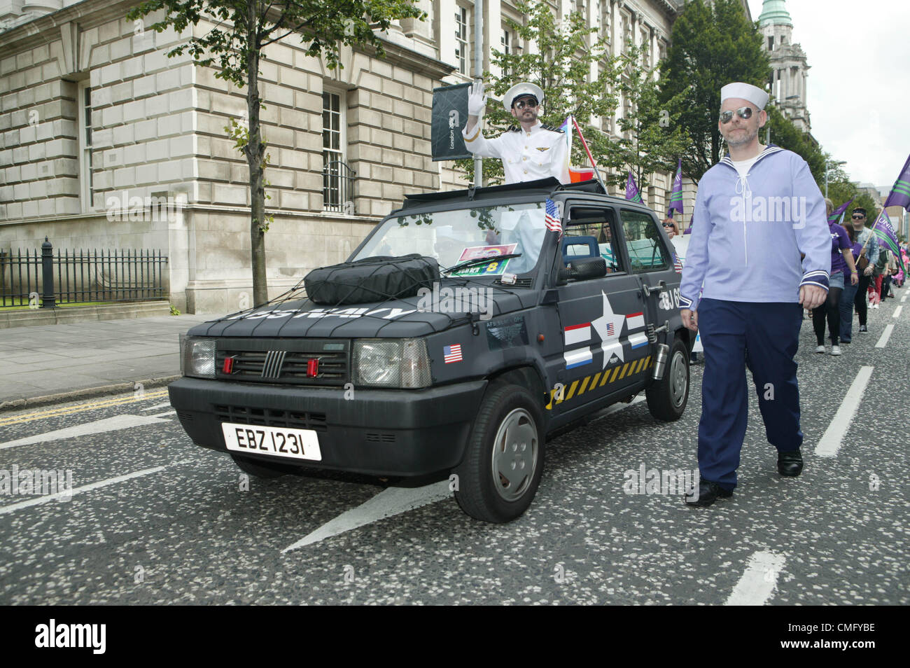 Carnaval de la croix rouge pour enfants Banque de photographies et d ...