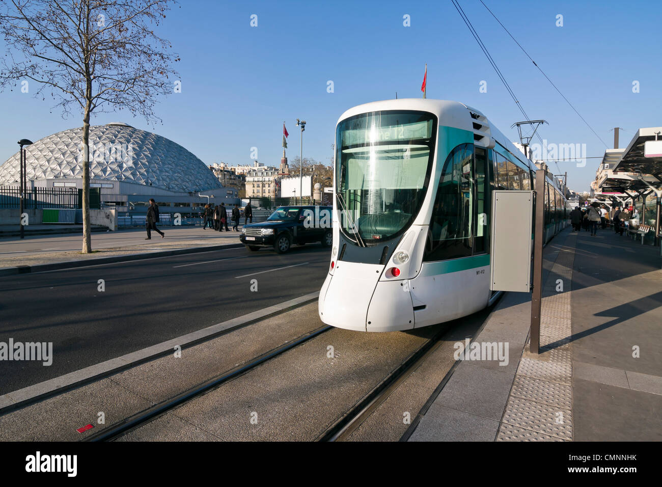 Station de tramway paris Banque de photographies et d’images à haute ...