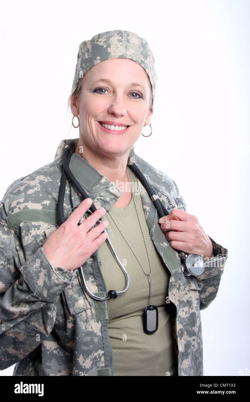 Médecin militaire Banque de photographies et d’images à haute ...