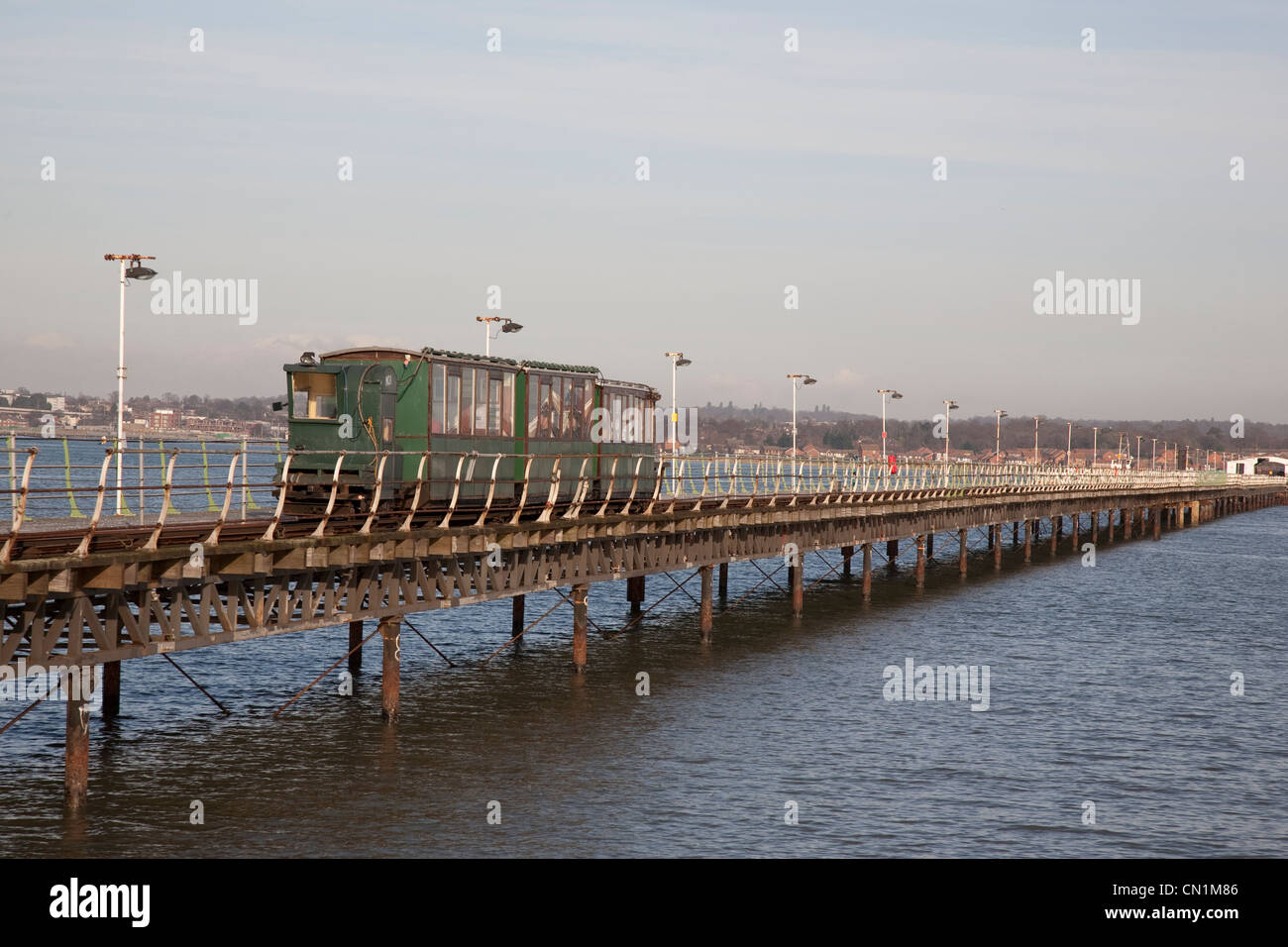 Train de train hythe pier Banque de photographies et d’images à haute ...