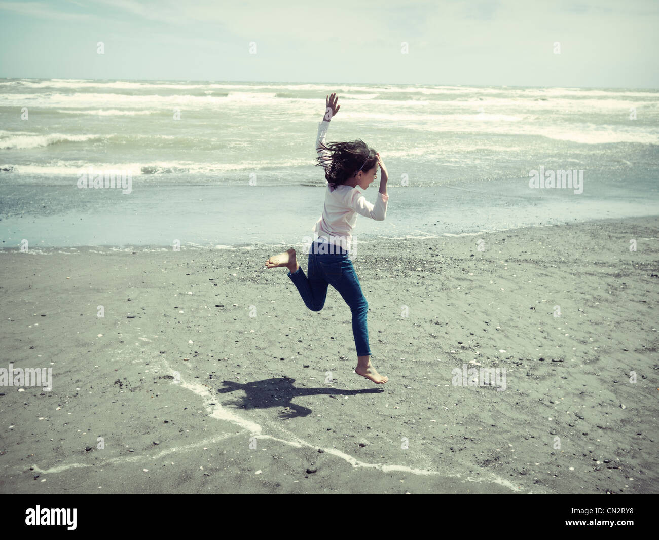 Fille Saute Banque d'image et photos - Alamy