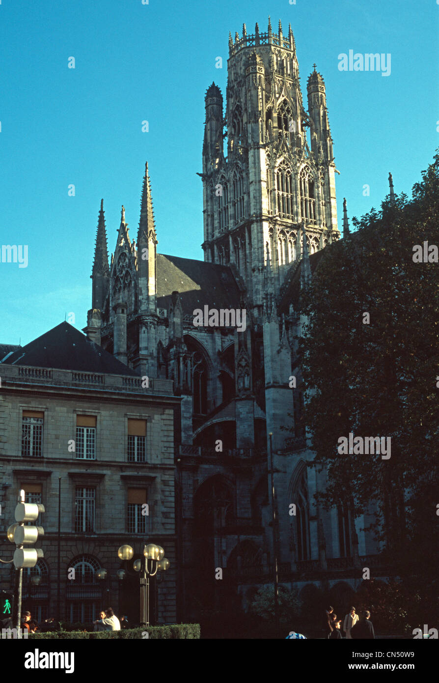 Abbatiale saint ouen rouen Banque de photographies et d’images à haute ...