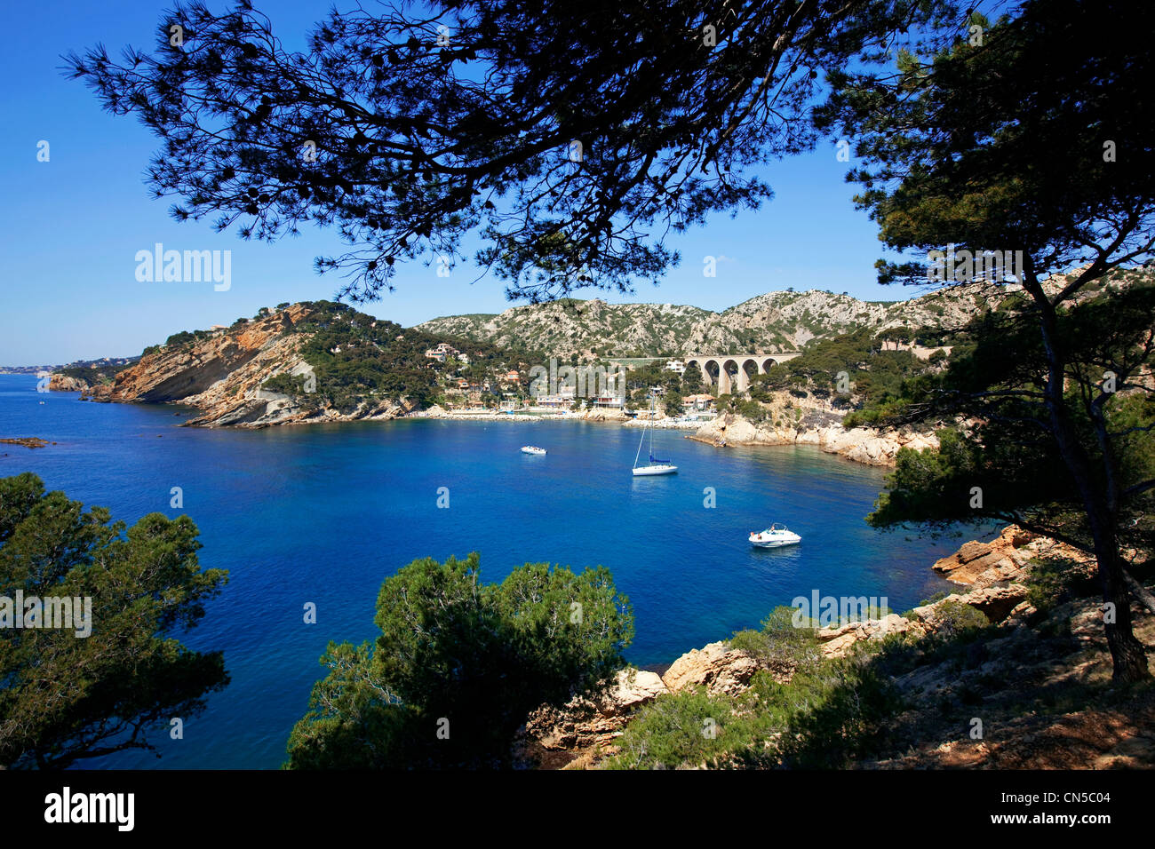Calanque de mejean Banque de photographies et d’images à haute ...