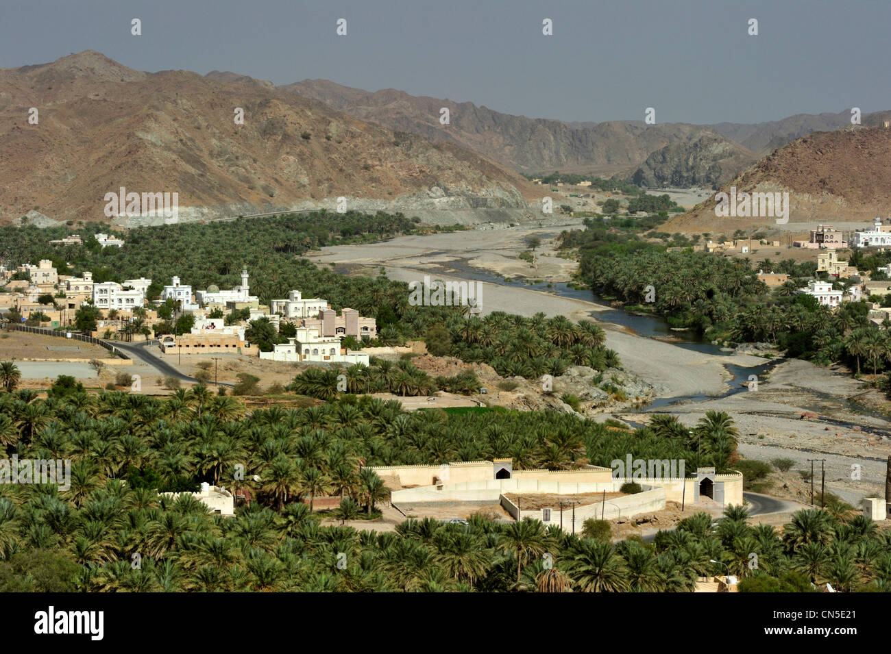 Wadi fanja Banque de photographies et d’images à haute résolution - Alamy