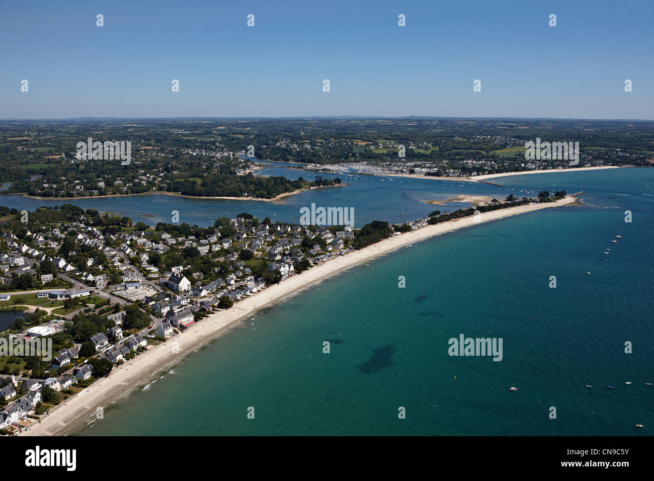 La France, Finistère, Concarneau, plage de Cap Coz (vue aérienne Photo ...