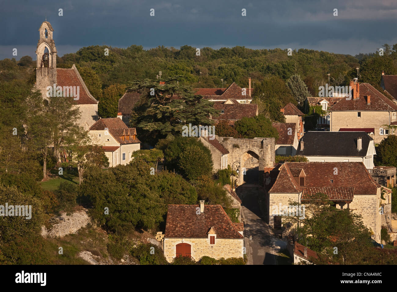 Lhospitalet village Banque de photographies et d’images à haute ...
