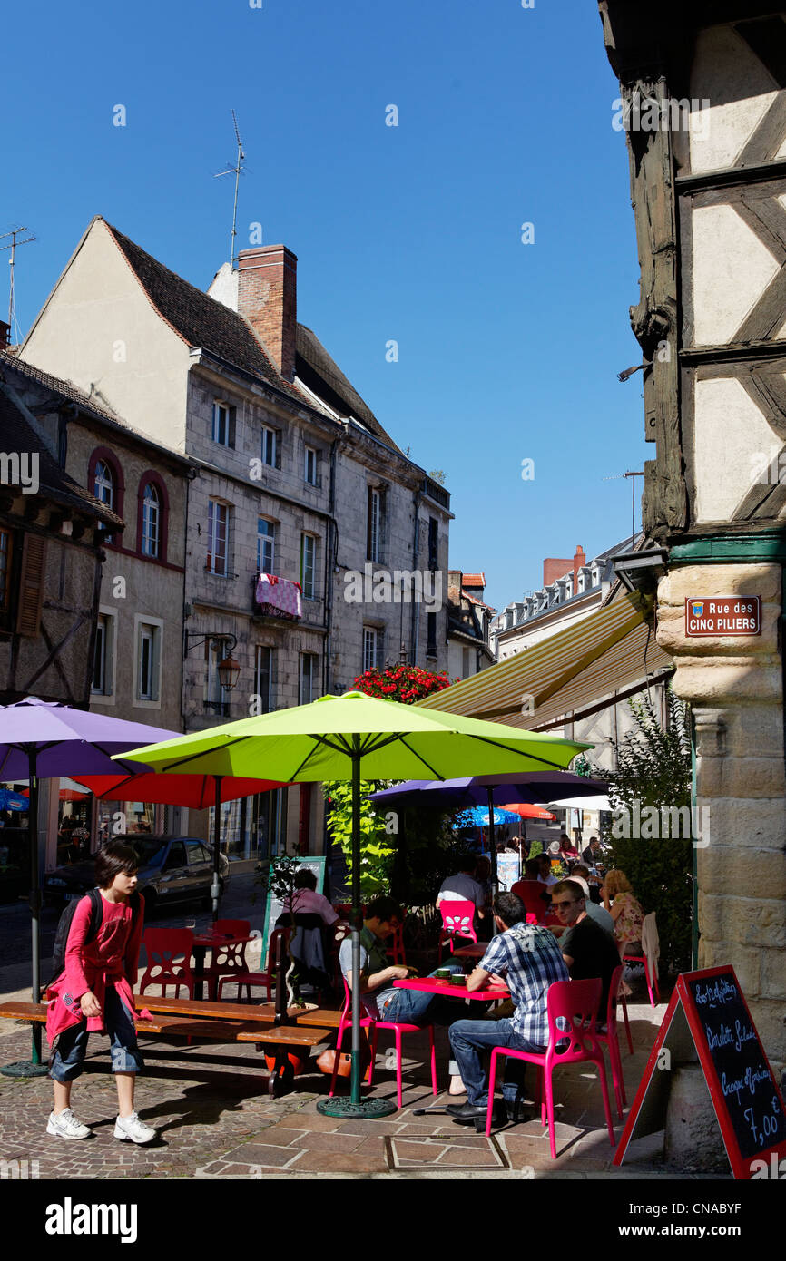 Montlucon France Banque d'image et photos - Alamy