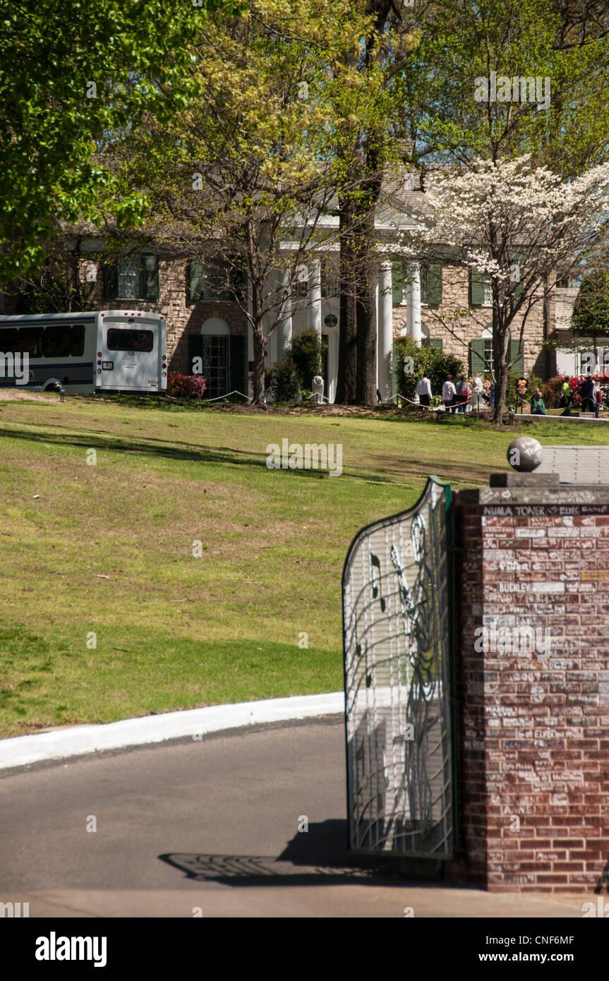 Elvis presleys home museum graceland Banque de photographies et d ...