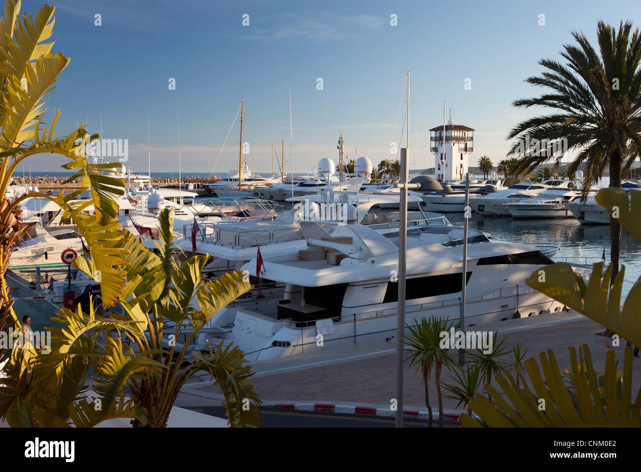 Portails du port de puerto Banque de photographies et d’images à haute ...