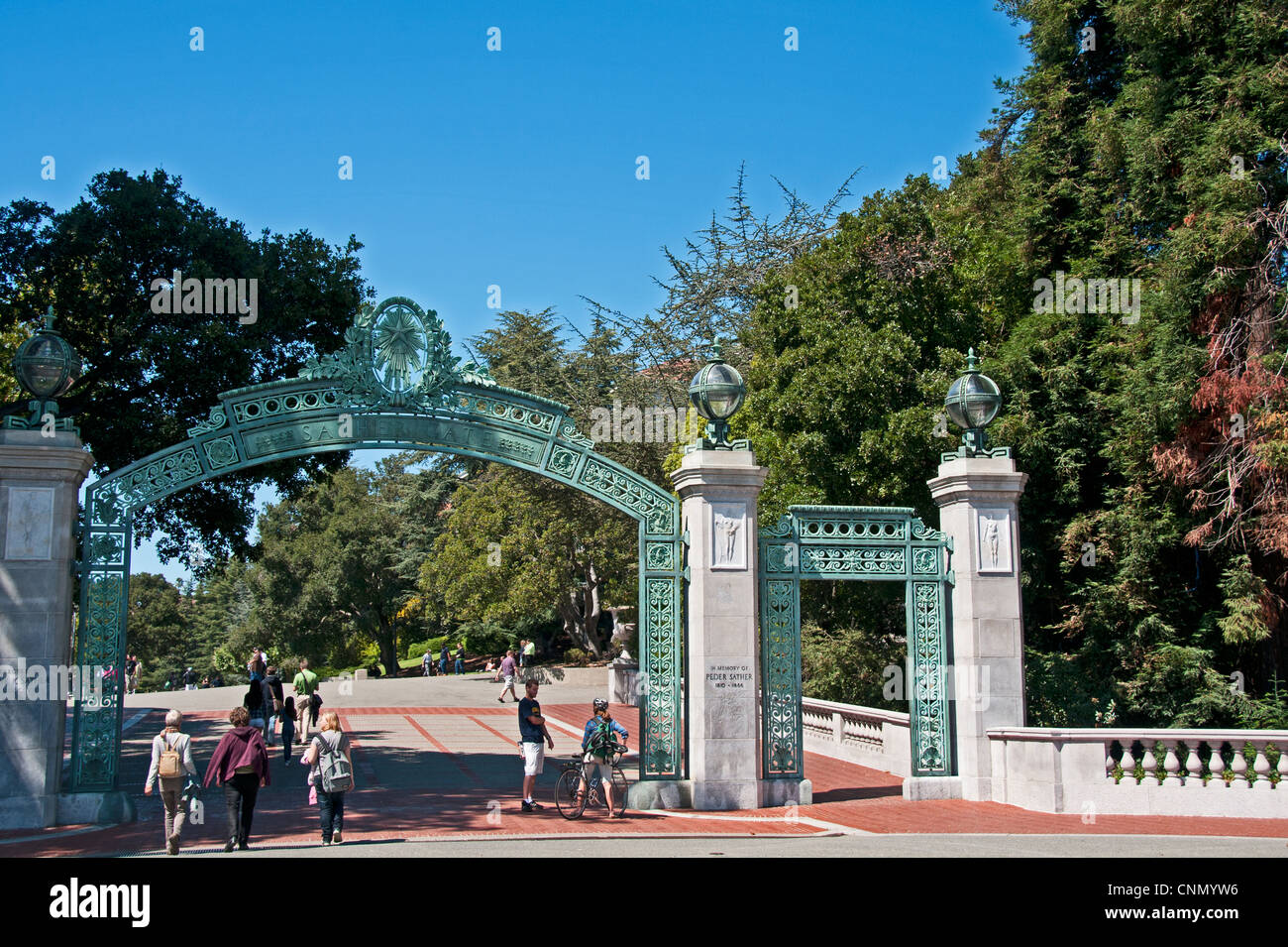 Berkeley university Banque de photographies et d’images à haute ...
