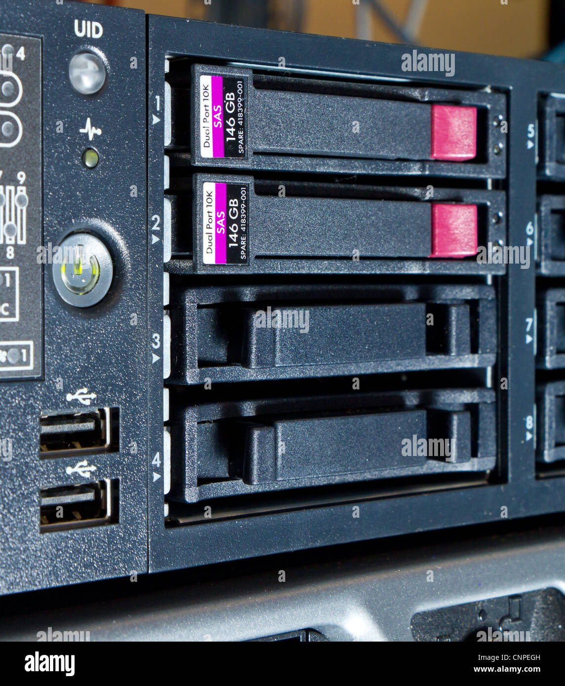 Détail de cluster disque dur dans le centre de données Photo Stock - Alamy