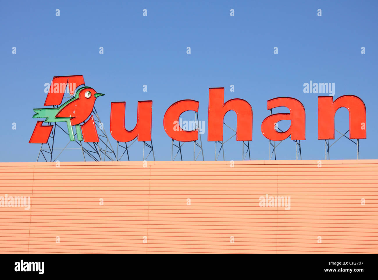 Auchan, supermarché français - logo Photo Stock - Alamy