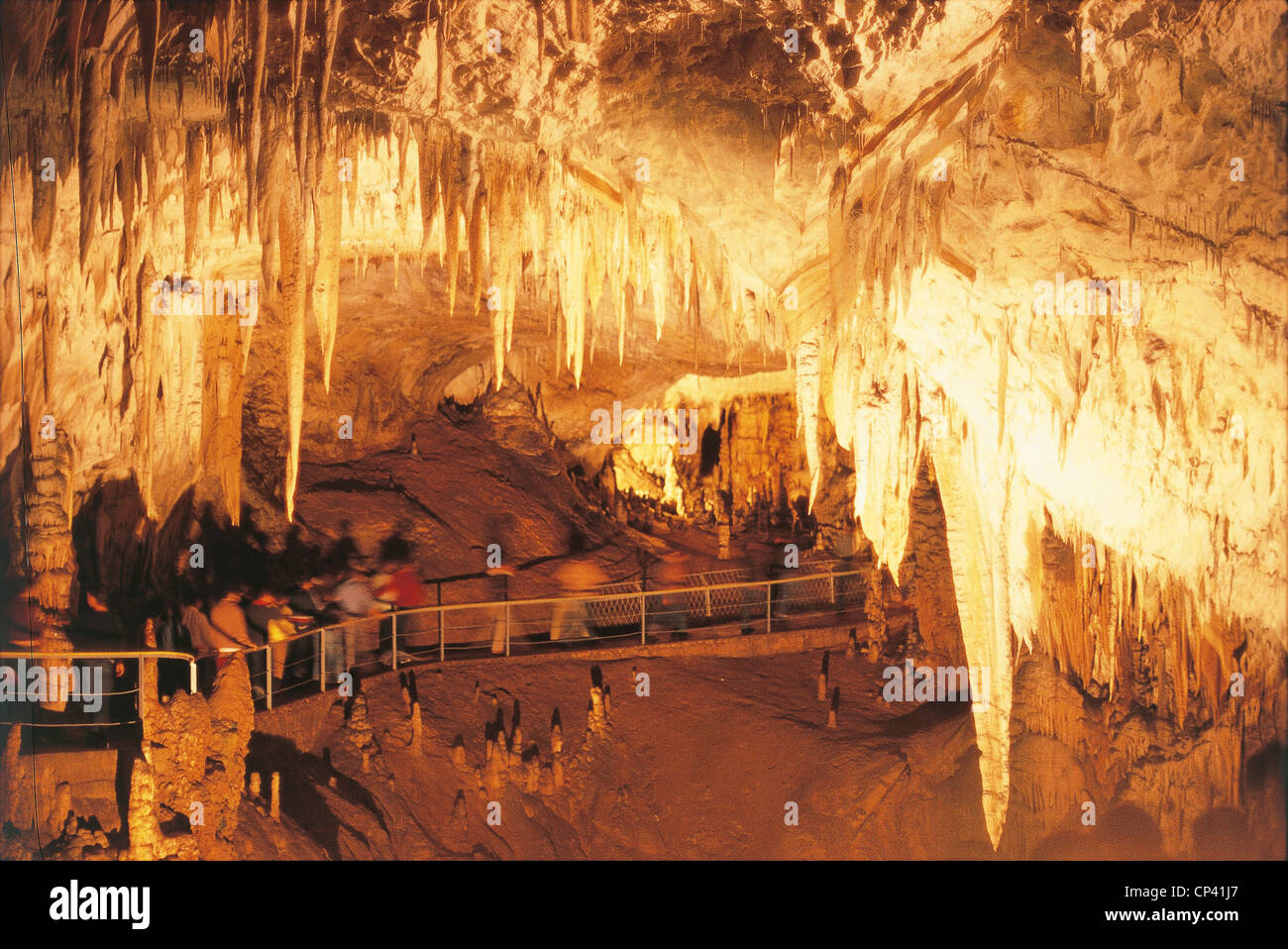 Postojna caves Banque de photographies et d’images à haute résolution ...