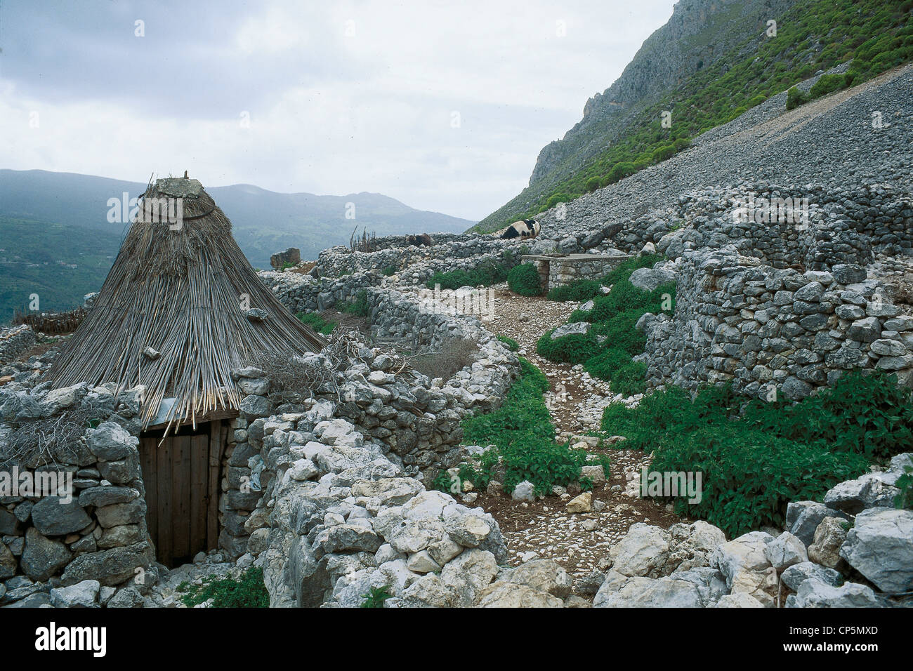 Nebrodi alcara Banque de photographies et d’images à haute résolution ...