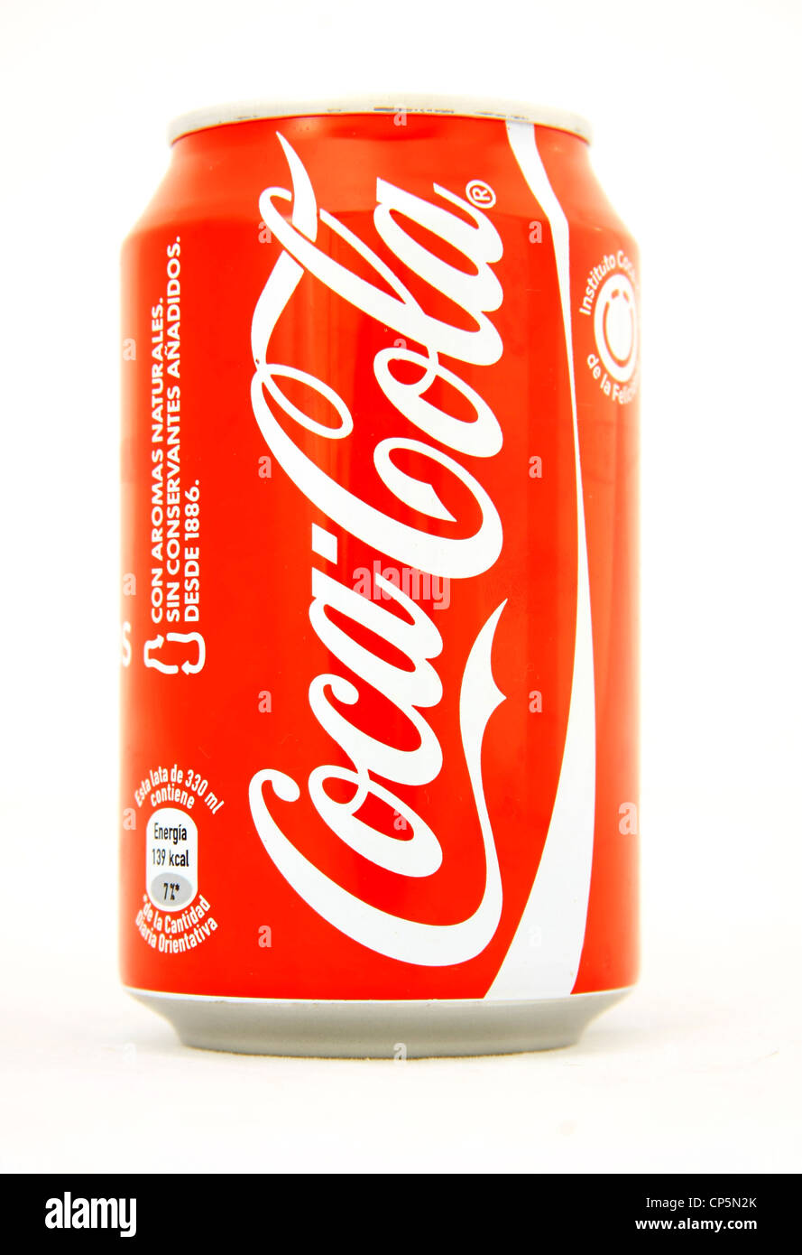 Coca cola can on white background Banque de photographies et d’images à ...
