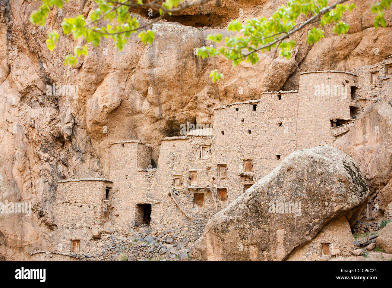 Tizgui village Banque de photographies et d’images à haute résolution ...
