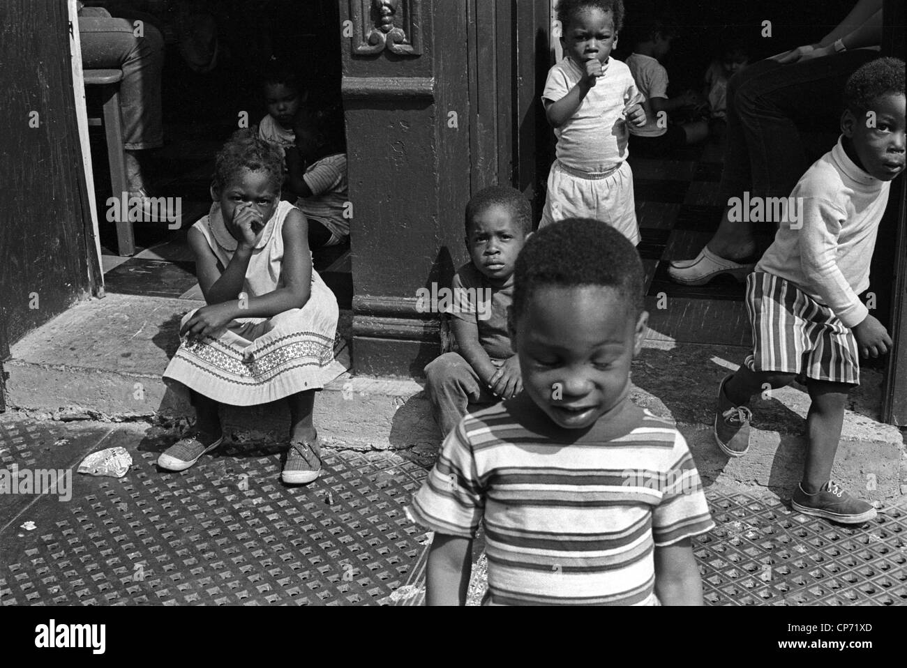 1960s new york city harlem Banque de photographies et d’images à haute ...