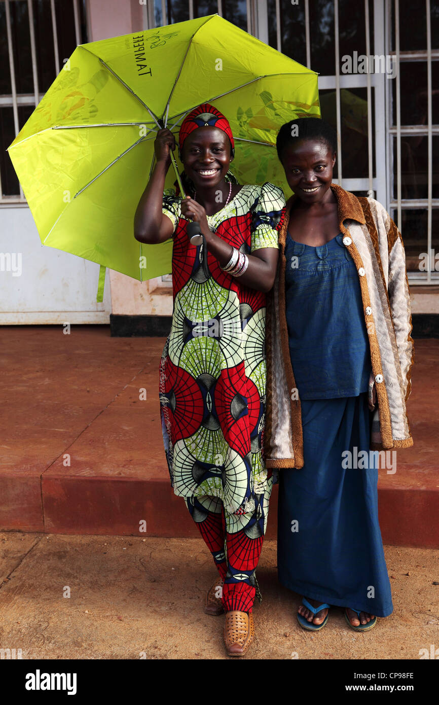 Jolies femmes rwandaises Banque de photographies et d’images à haute ...
