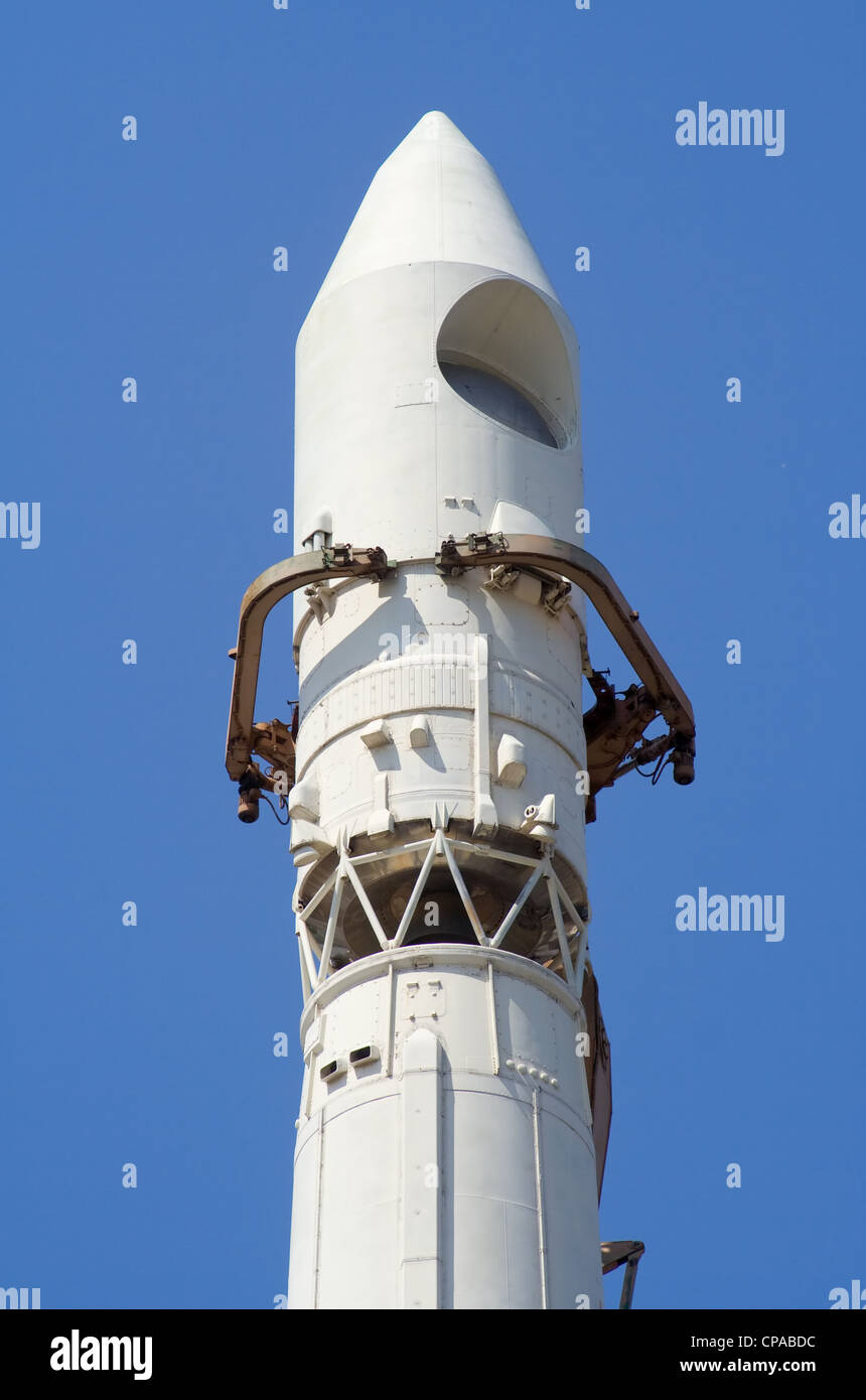 Fusée Spatiale Russe Vostok à plateforme de lancement Photo Stock - Alamy
