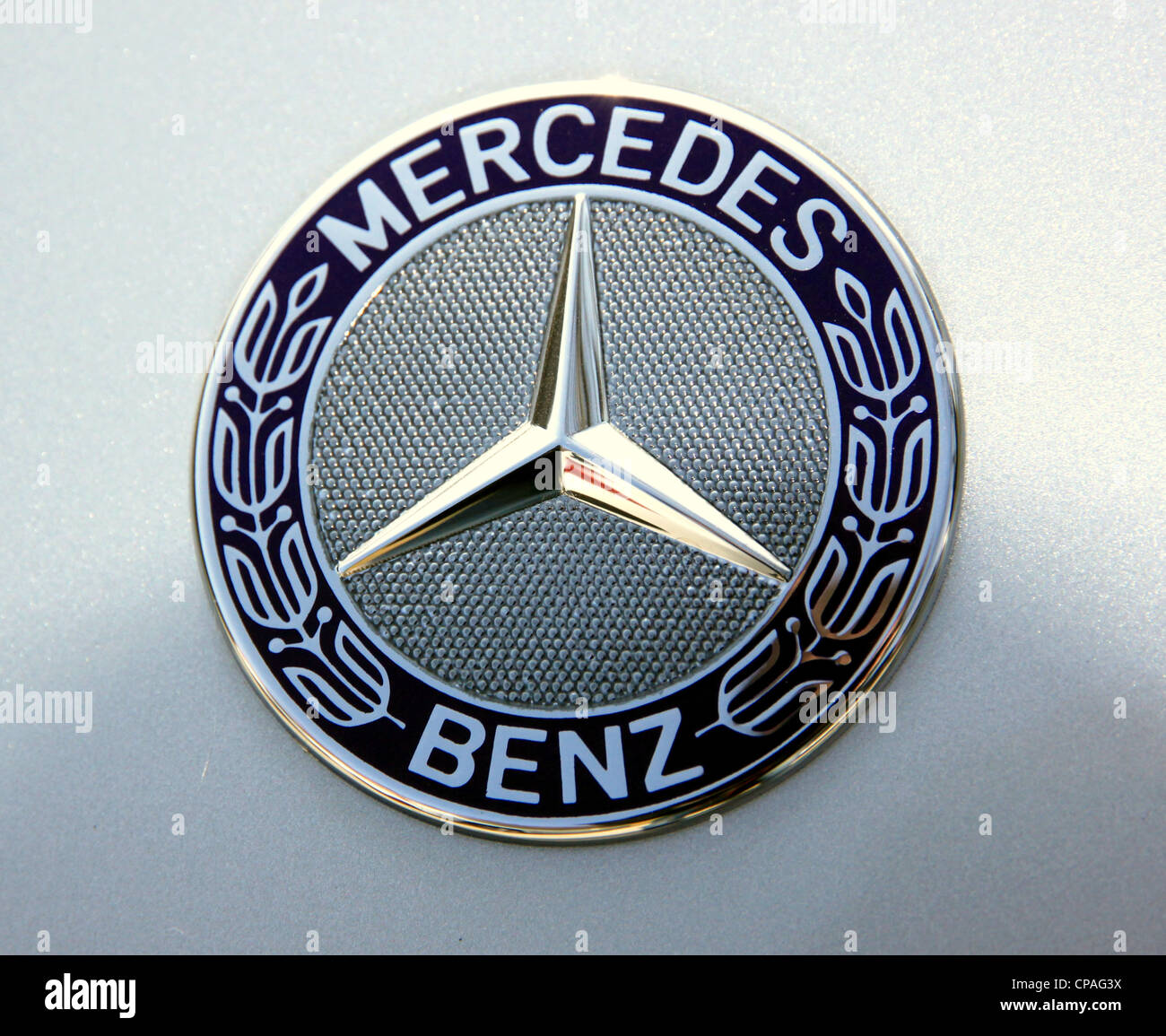 Mercedes benz logo Banque de photographies et d’images à haute ...