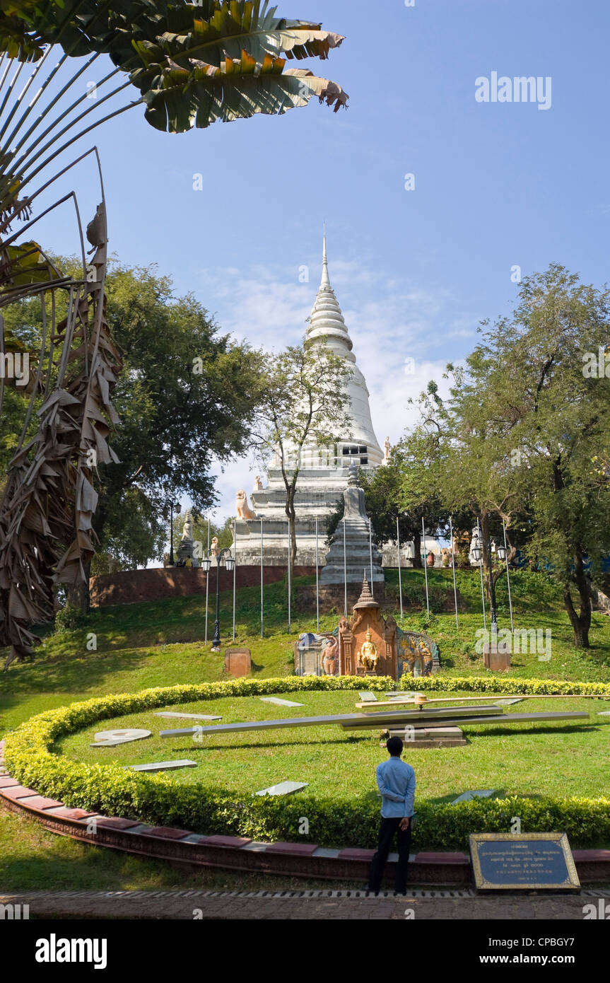 Vue verticale de Wat Phnom, Temple aka les montagnes ou la Pagode de la montagne, un temple ...