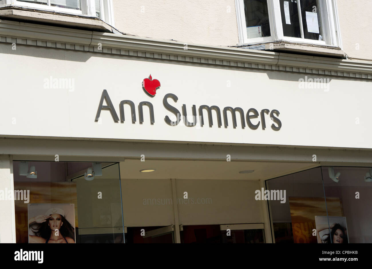 Ann summers Banque de photographies et d’images à haute résolution - Alamy