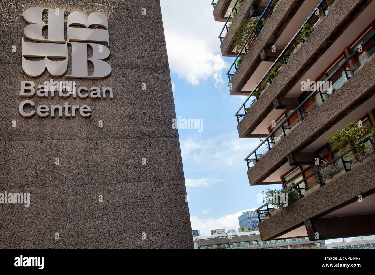 Barbican centre Banque de photographies et d’images à haute résolution ...