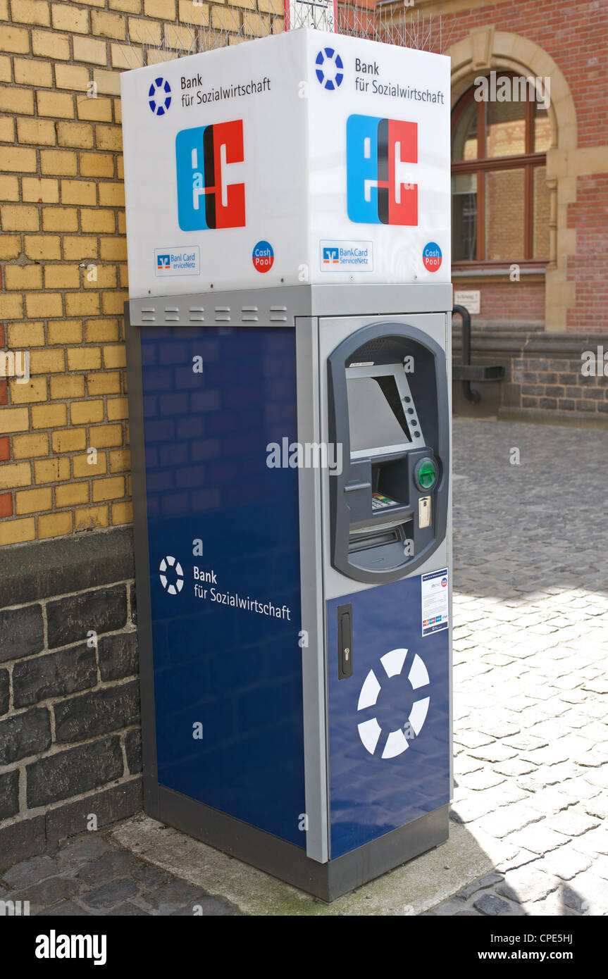 Atm cash germany Banque de photographies et d’images à haute résolution ...