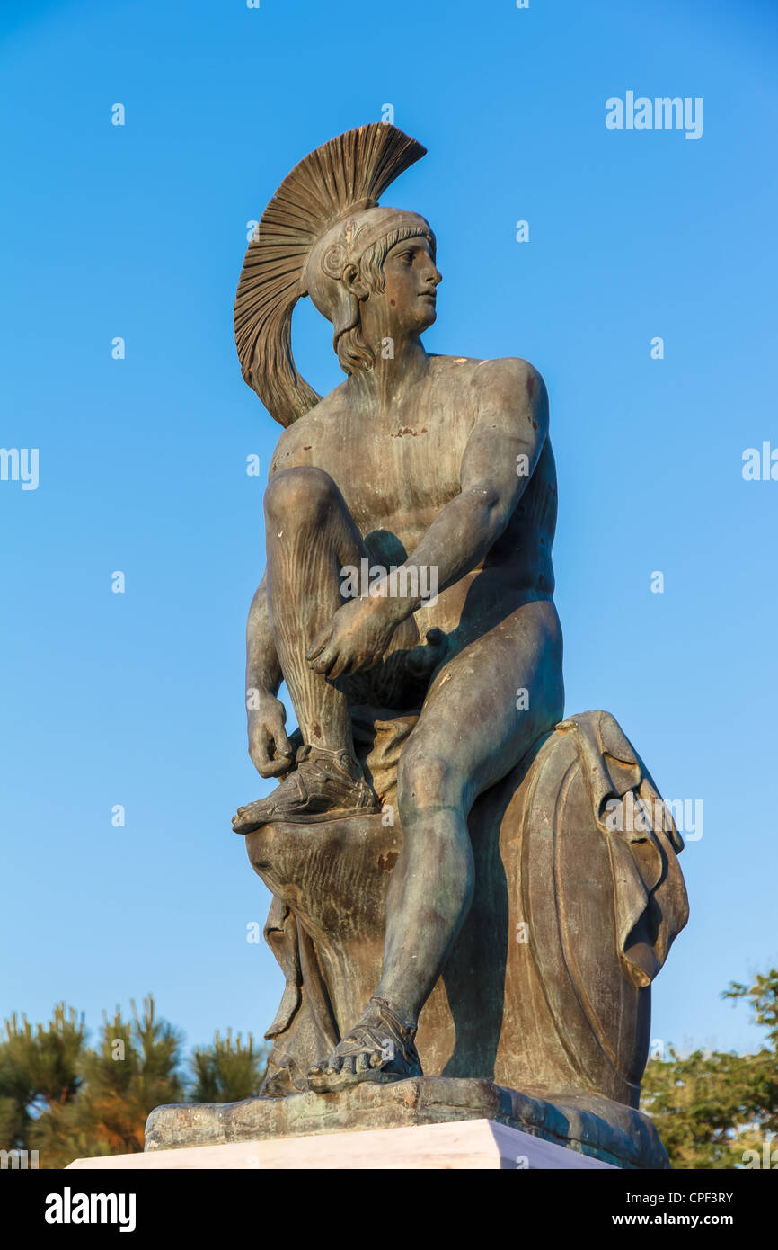 Statue de l'ancien héros grec Thésée à Athènes Banque D'Images, Photo ...