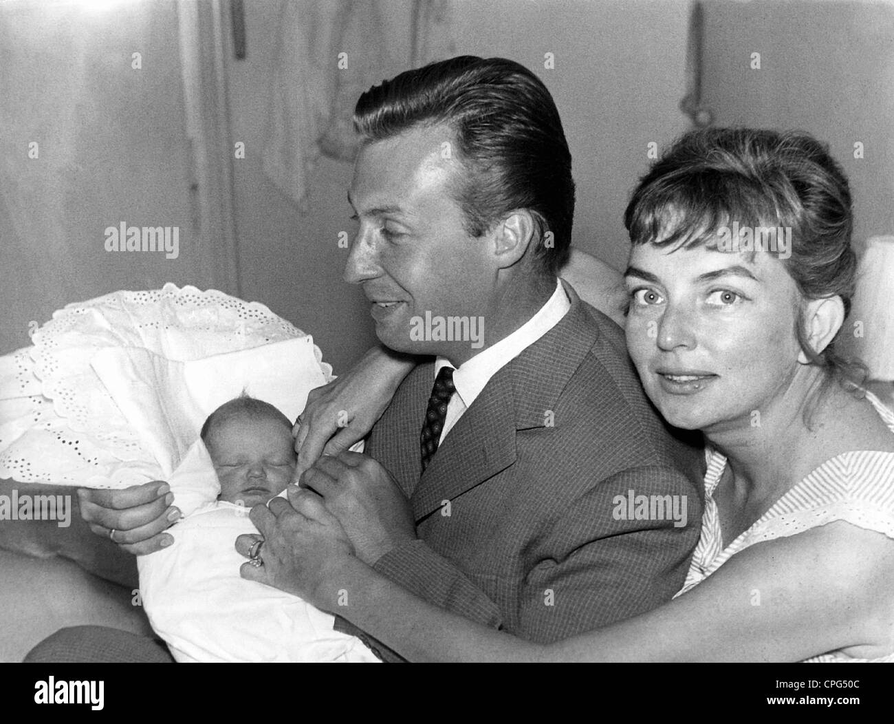 Peter alexander and his wife hilde Banque de photographies et d’images ...