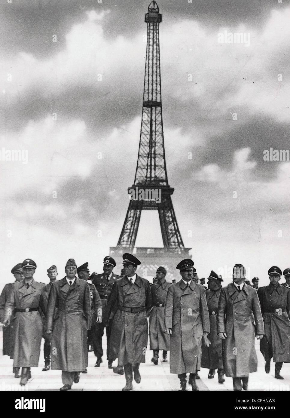 Paris ocupado francia nazi ww2 imagen de propaganda fotografías e