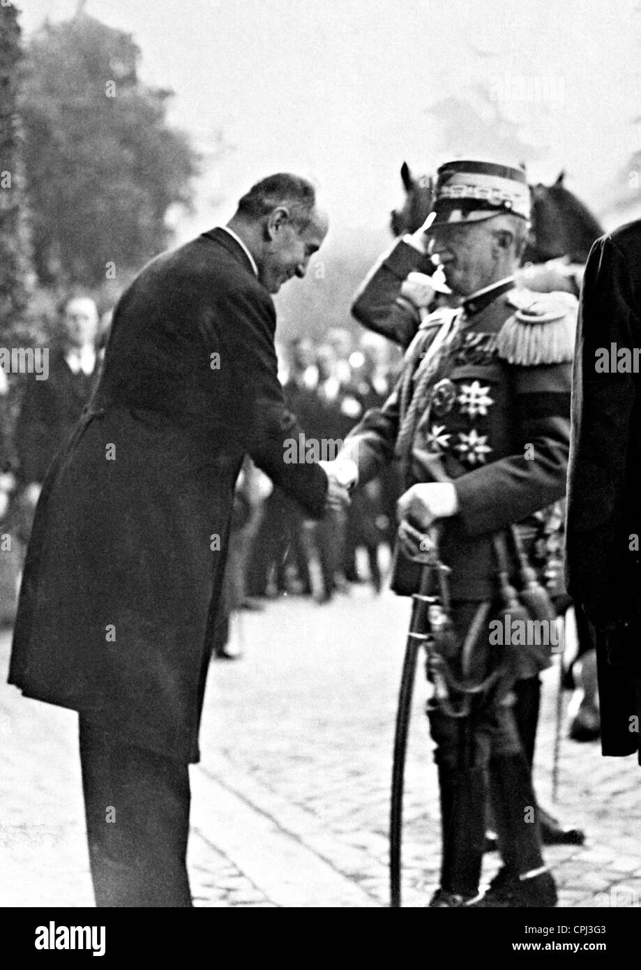 Benito Mussolini Et Victor Emmanuel Iii 1927 Photo Stock Alamy