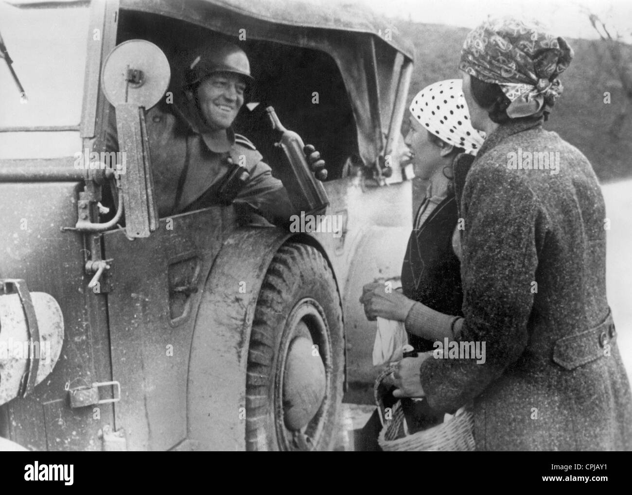 Les femmes d'origine allemande de divertir les soldats de la Wehrmacht ...