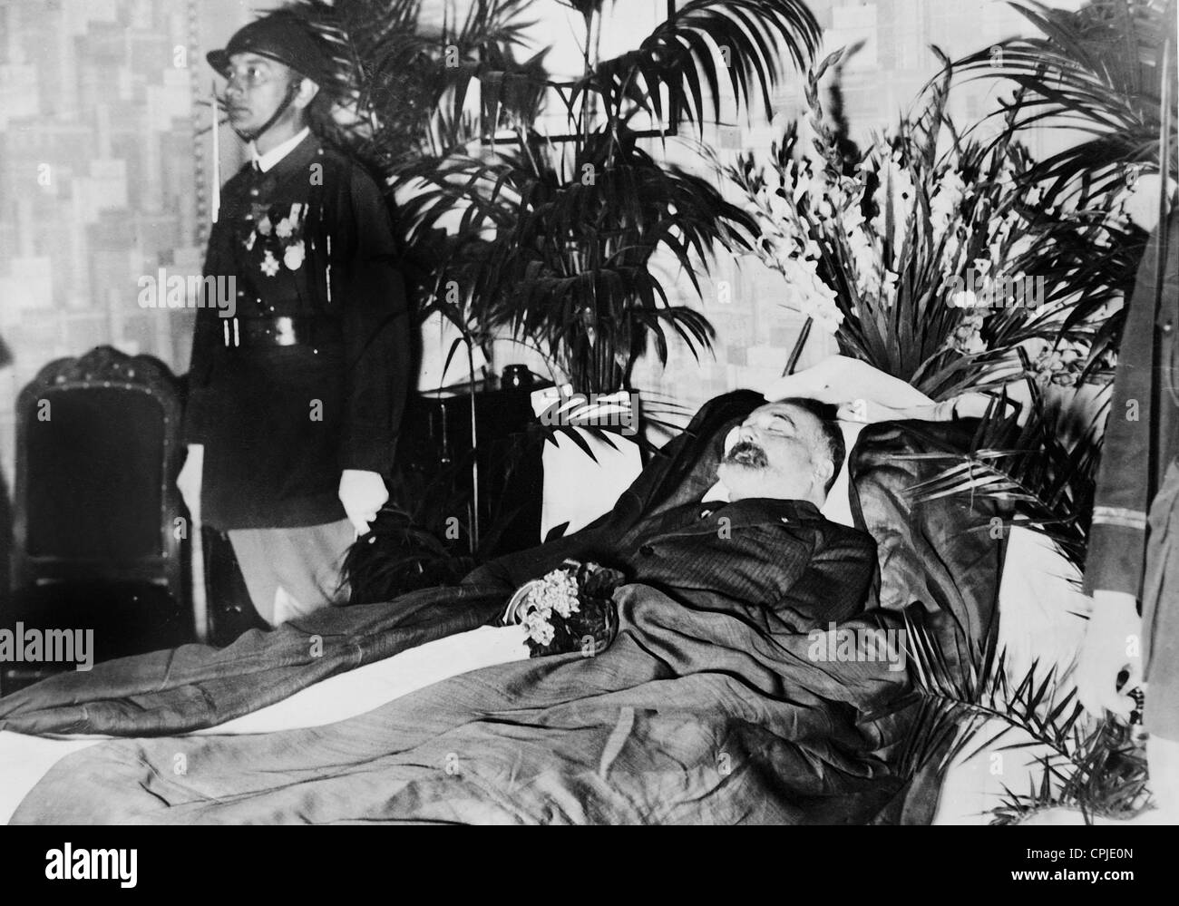 French foreign minister louis barthou Banque de photographies et d ...