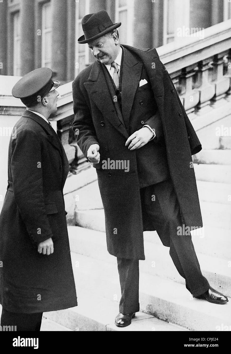 Pierre etienne flandin berlin Banque de photographies et d’images à ...