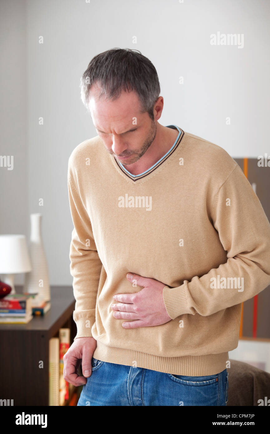 Coliques abdominales Banque de photographies et d’images à haute ...