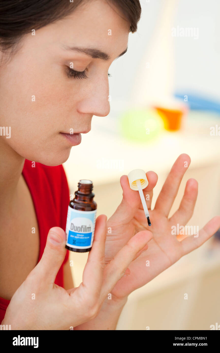 Verrues cutanées Banque de photographies et d’images à haute résolution ...