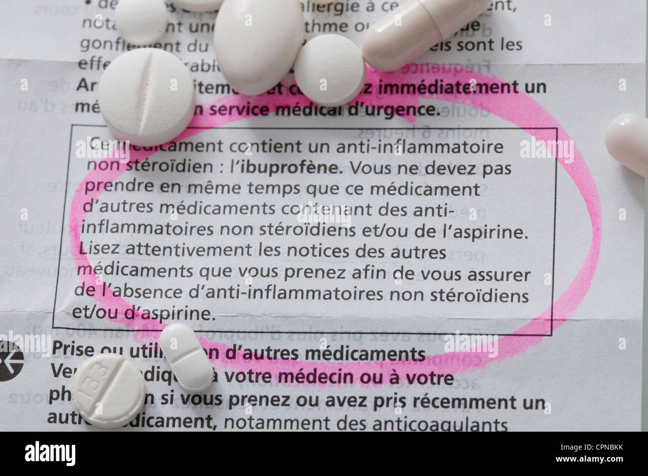 Médicament Anti Inflammatoire Non Stéroïdien Banque d'image et photos ...