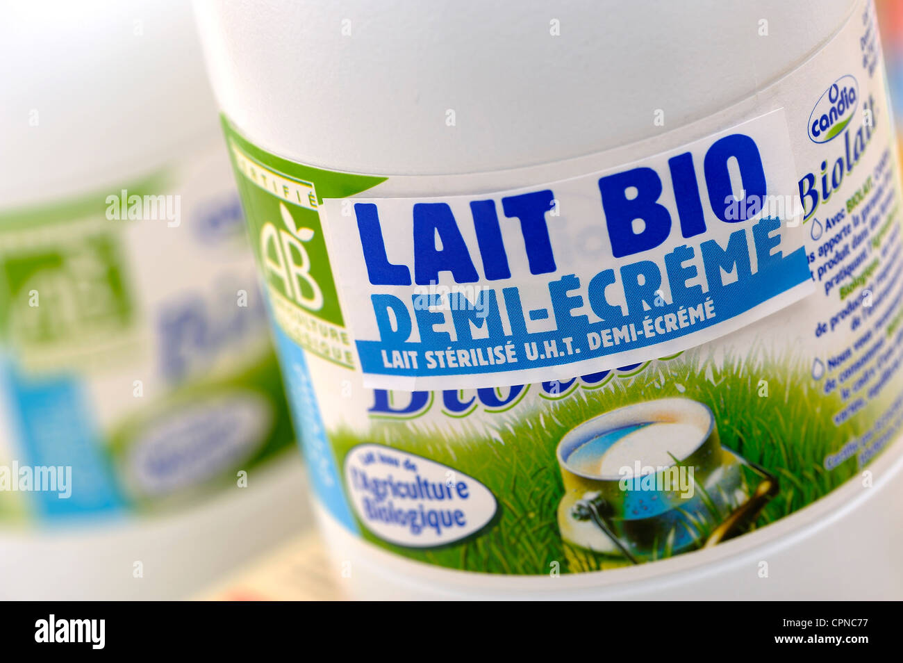 étiquette nutritionnelle lait Banque de photographies et d’images à ...