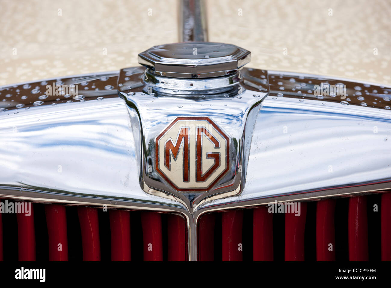 Logo insigne de MG voiture à la voiture de rallye à Brize Norton dans l ...