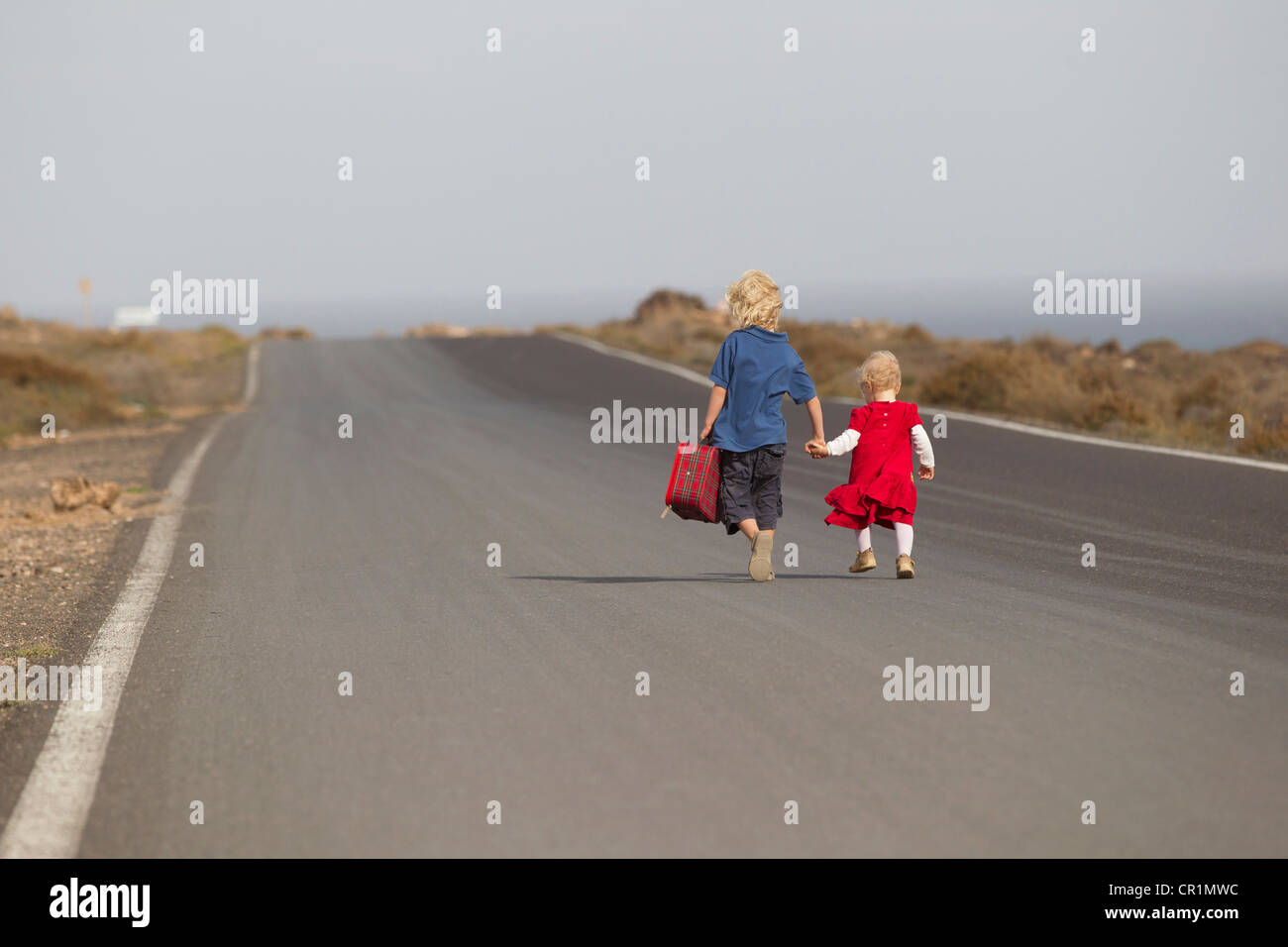 Avancer Ensemble Banque d'image et photos - Alamy