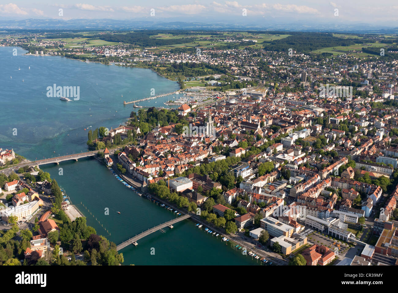 Vue aérienne, centre historique de la ville de Constance avec la trémie ...