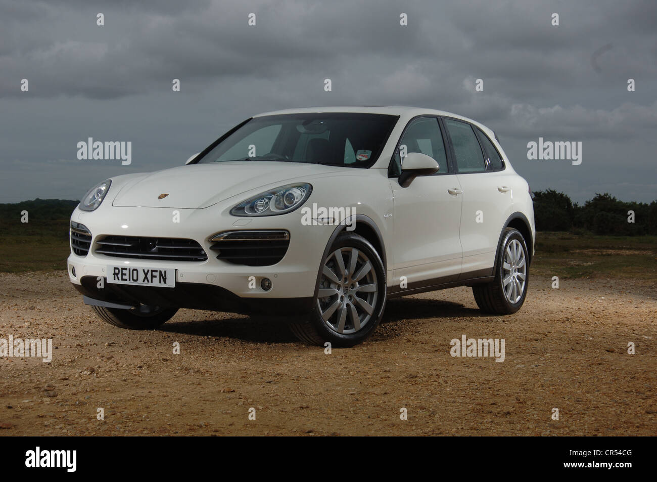Porsche Cayenne hybrid SUV performance 4x4 Photo Stock - Alamy