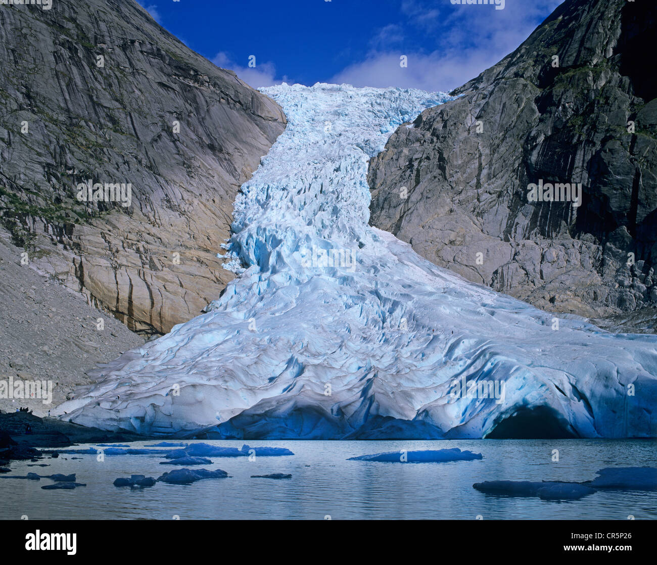 Brigsdalsbreen, Briksdalsbreen glacier, l'un des bras du Glacier ...